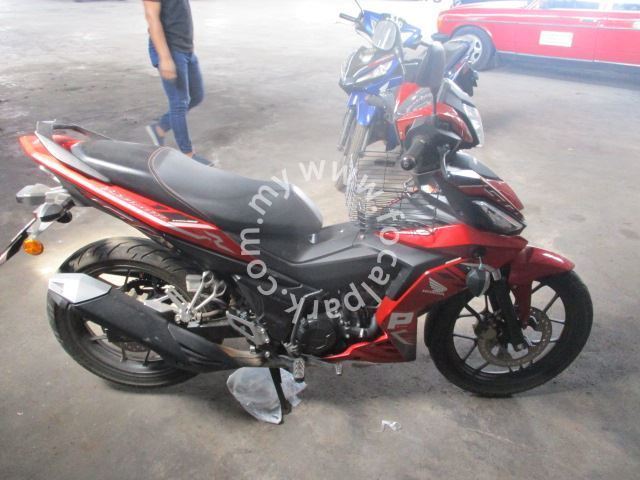 Focal Park. HONDA RS150R C.S.RED/P.N.BLUE (FS150FJ)