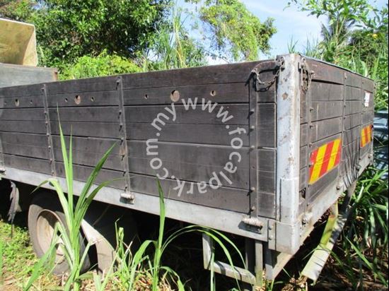 Focal Park. ISUZU NPR66UPH (4334 S.P) (GD) BRG-RIGID DECON 950-5000KG ...