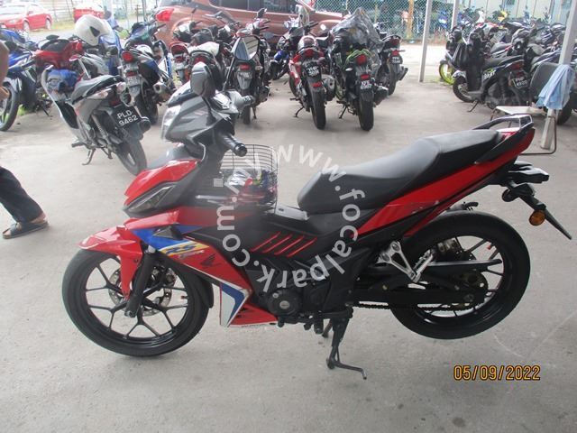 Focal Park. HONDA RS150R FS150FL/RS150R TRICO FS150FL3