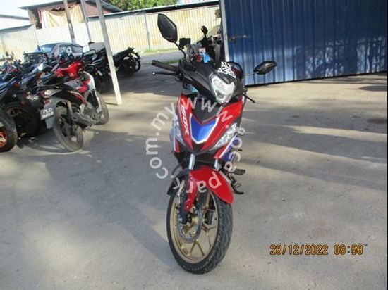 Focal Park. HONDA RS150R FS150FL/RS150R TRICO FS150FL3